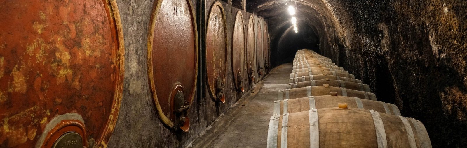 Вино Pontebello, Red Semisweet купить вино в Москве, цена 0 рублей в ...