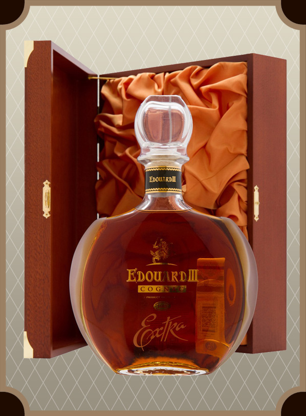 Коньяк Edouard III Extra wood box (Эдуард III Экстра в дер. кор ...